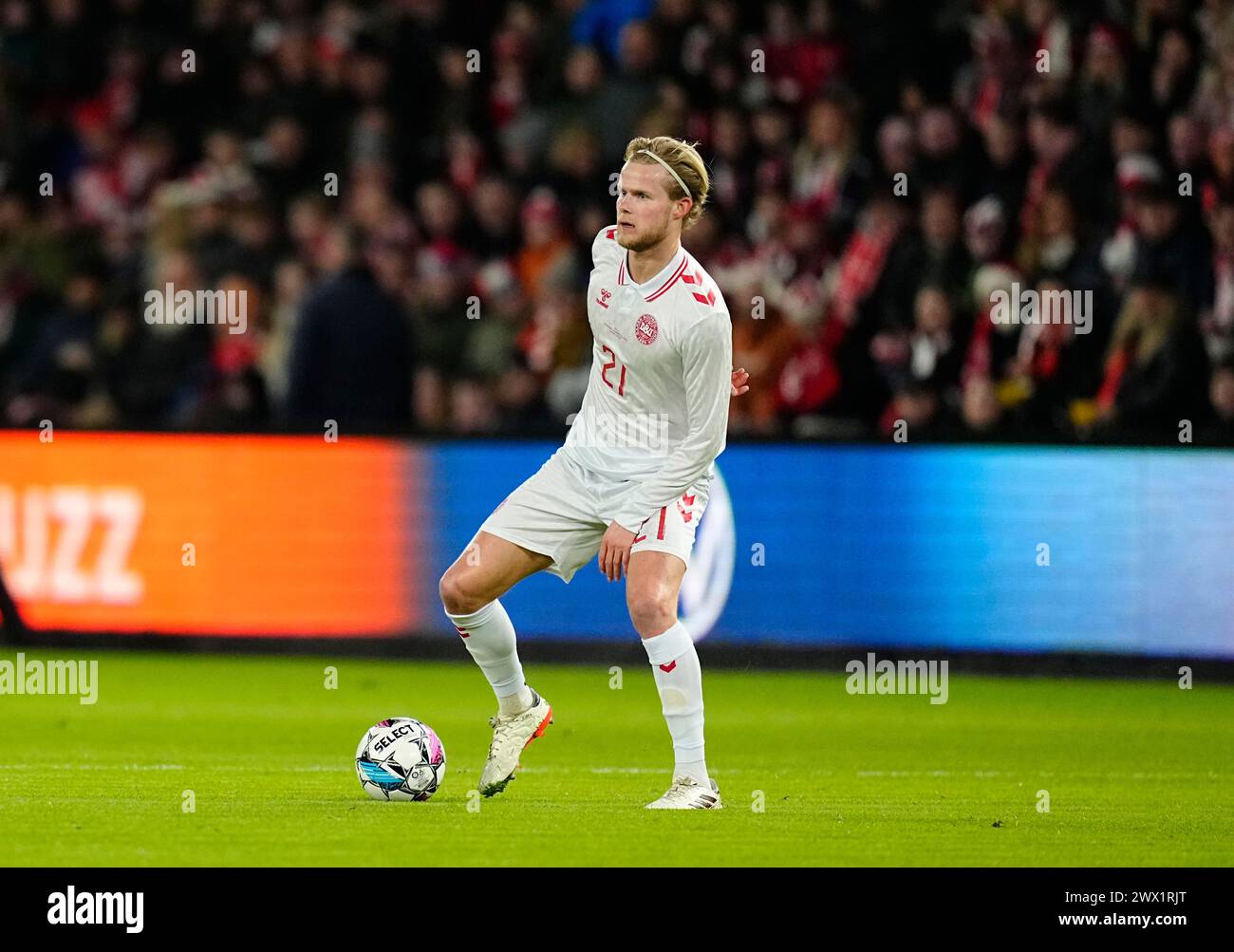 Em 2024 ball hi-res stock photography and images - Alamy