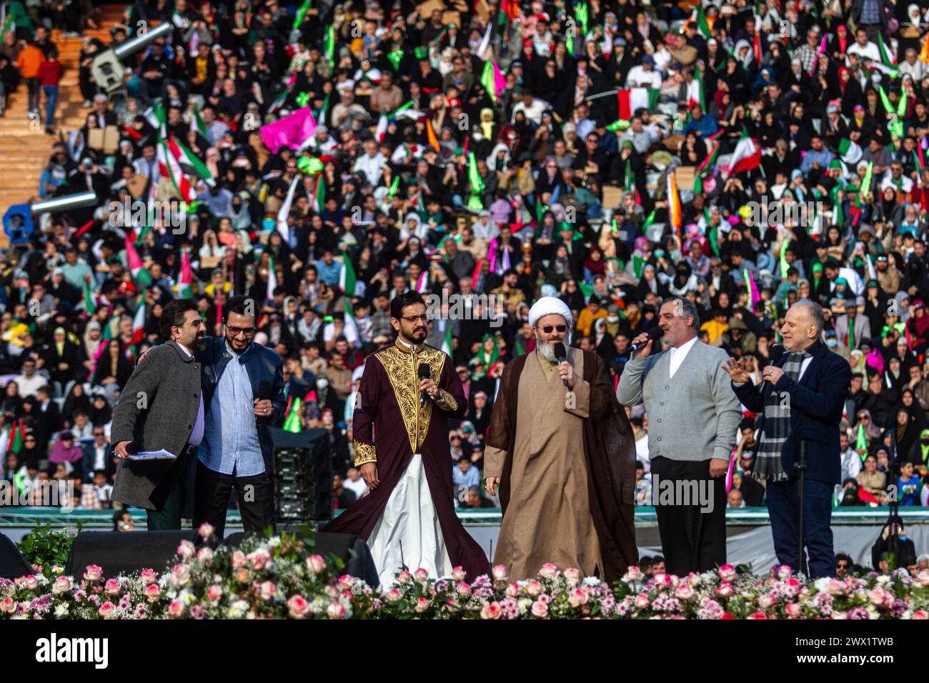 Huge Quranic gathering at Azadi Stadium TEHRAN, Azadi Stadium hosted ...