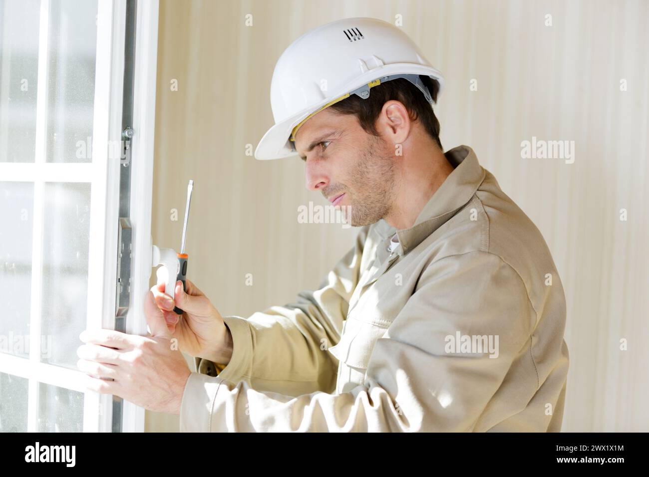 Door insulating hi-res stock photography and images - Alamy