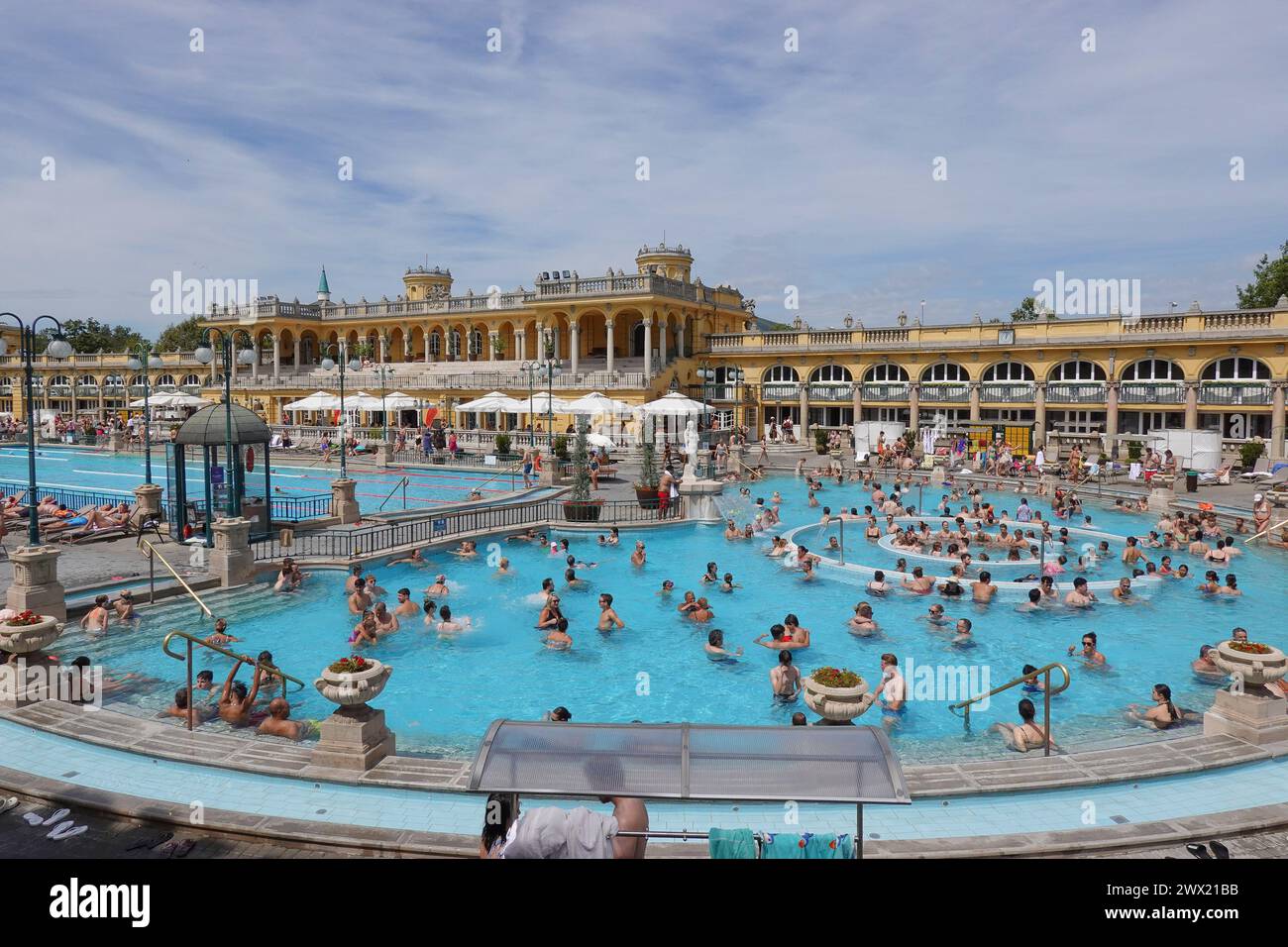 Hungary, Budapest, Varoslige, Budapest's most famous and popular spa ...