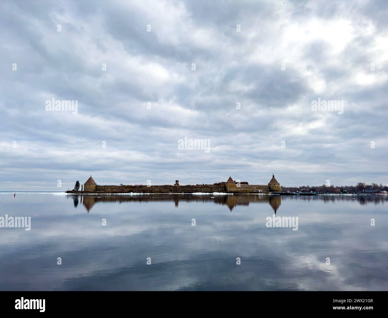 Crystalline ice sheets fracture and float on Russia's Lake Ladoga ...