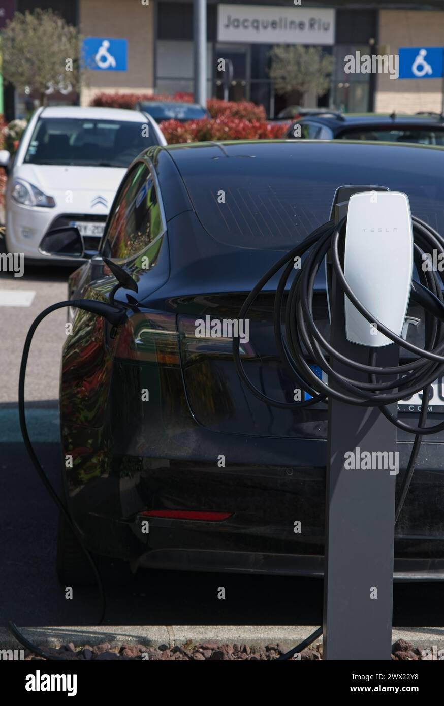 Chasse Sur Rhone, France - Mar 21, 2024: A static shot of a solid black ...
