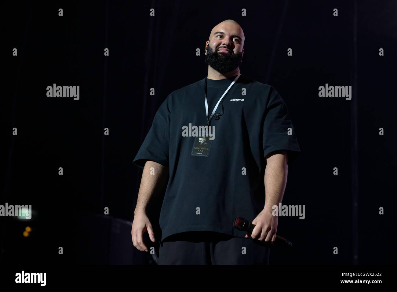 Rapper bei Bushido KÖNIG FÜR IMMER Tour 2024 live in der Olympiahalle ...