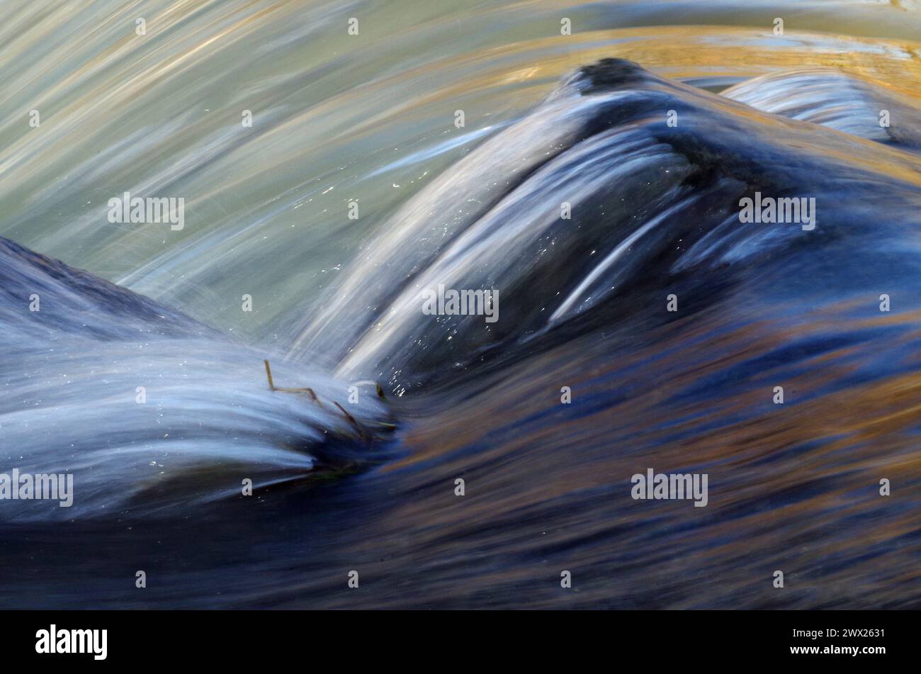 Long exposure shot river hi-res stock photography and images - Alamy