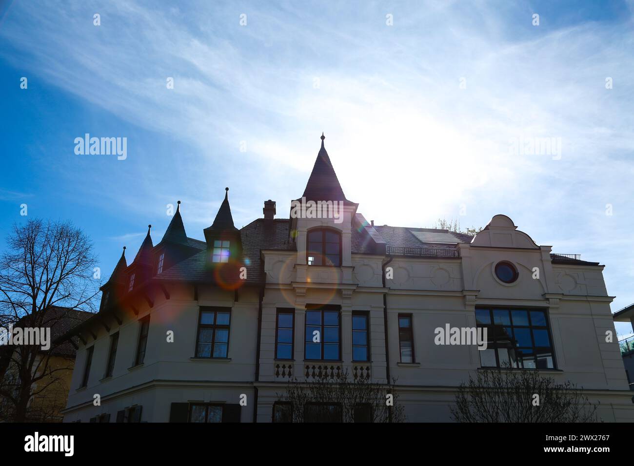 Townhouse in Munich with turret and bay window Stock Photo - Alamy