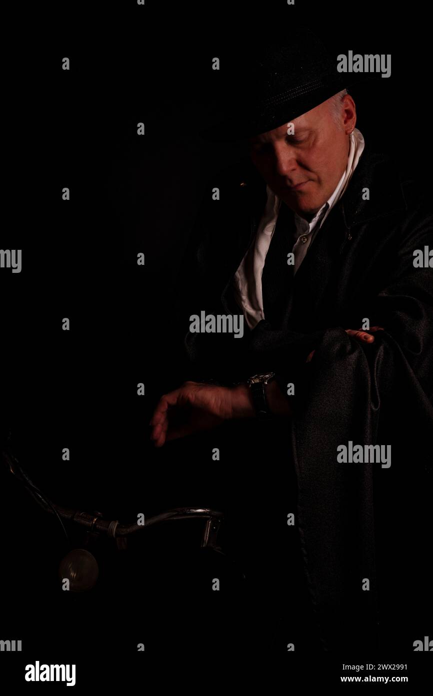 Black tabard hi-res stock photography and images - Alamy