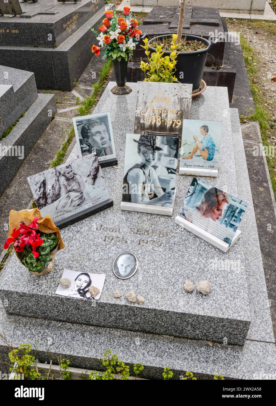 MONTPARNASSE CEMETERY FAMOUS GRAVES PARIS Stock Photo - Alamy