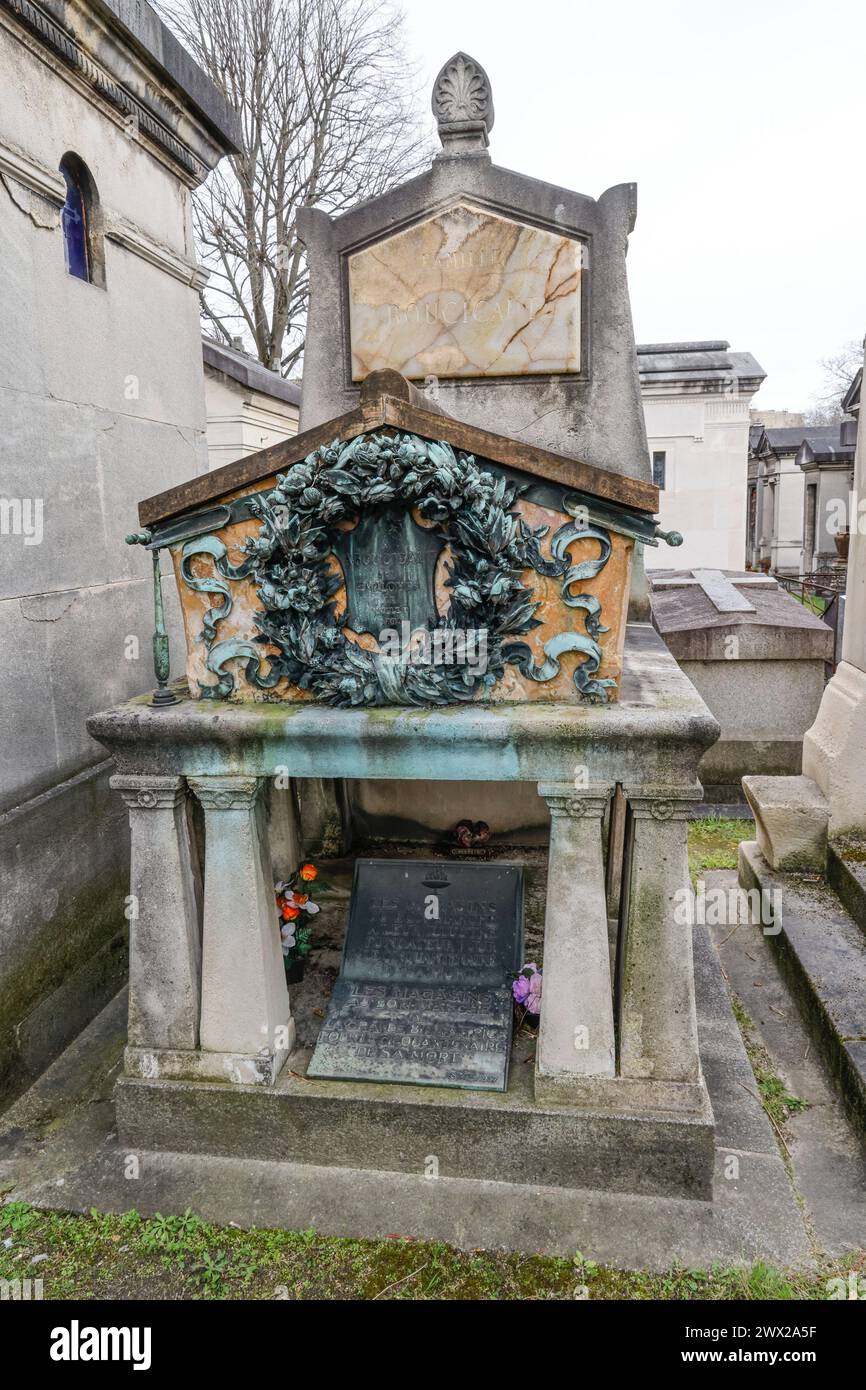 MONTPARNASSE CEMETERY FAMOUS GRAVES PARIS Stock Photo - Alamy