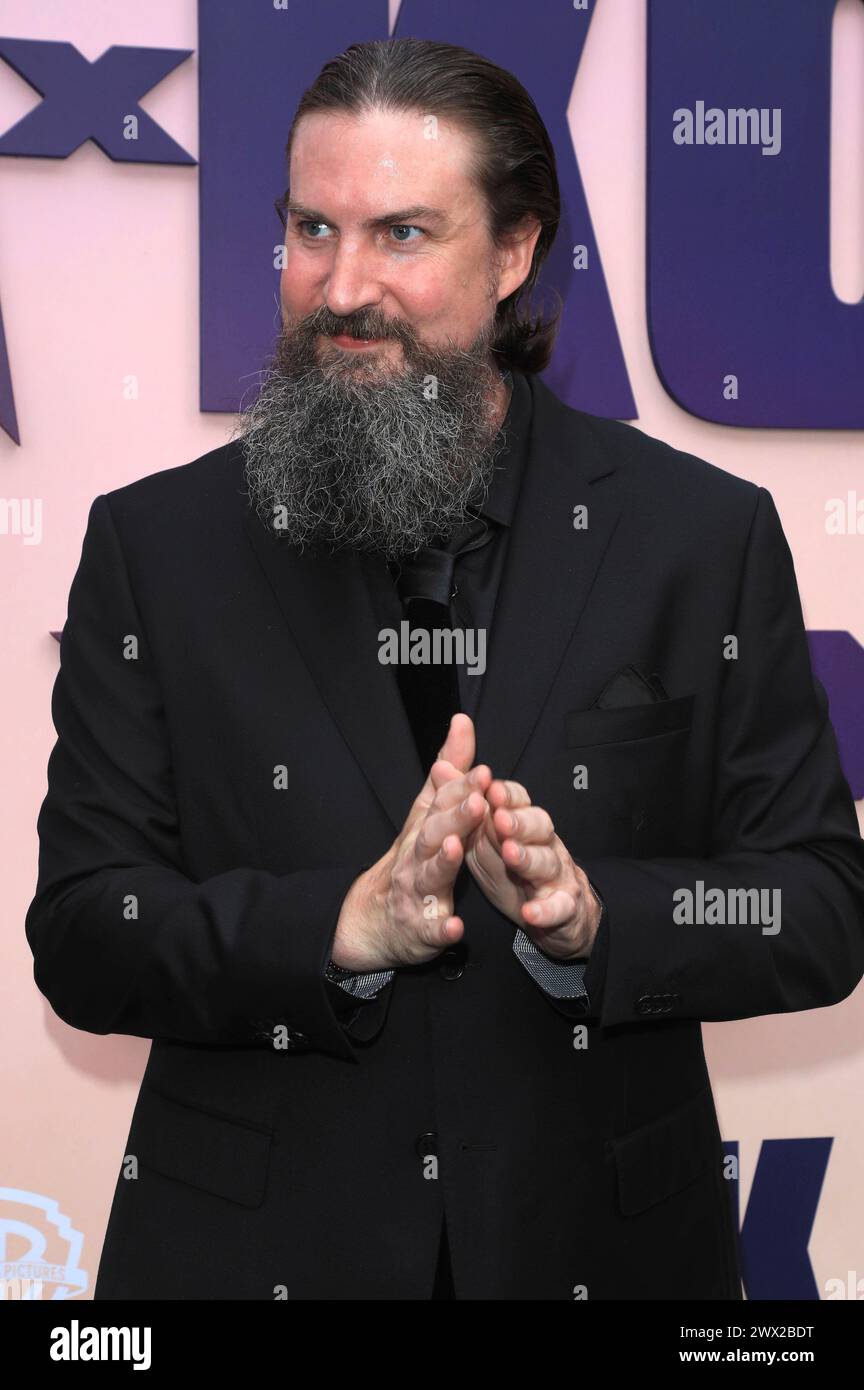 Adam Wingard bei der Weltpremiere des Kinofilms Godzilla x Kong: The ...