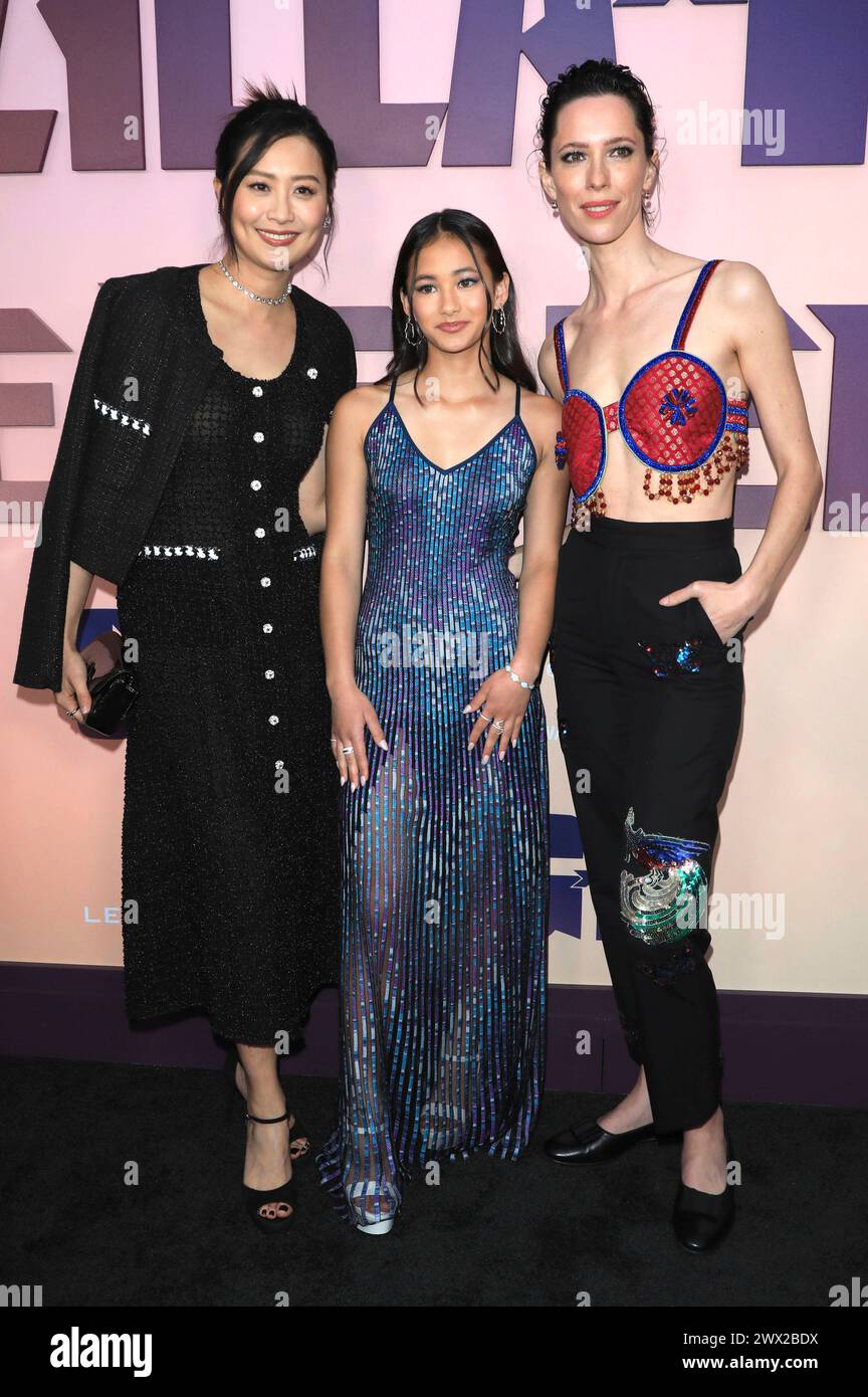 Fala Chen, Kaylee Hottle und Rebecca Hall bei der Weltpremiere des ...
