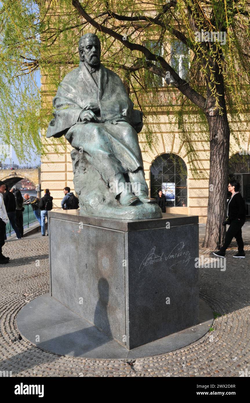 Statue of Composer Bedrich Smetana front of National Museum - Bedrich ...