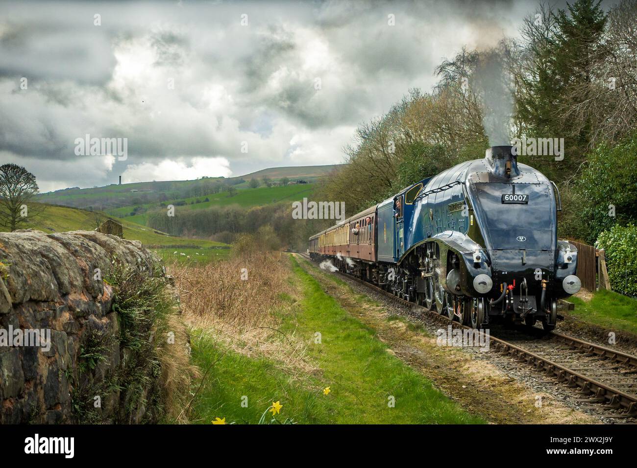 60007 Sir Nigel Gresley, LNER Class A4 4-6-2 "Pacific" steam locomotive seen on the East ...