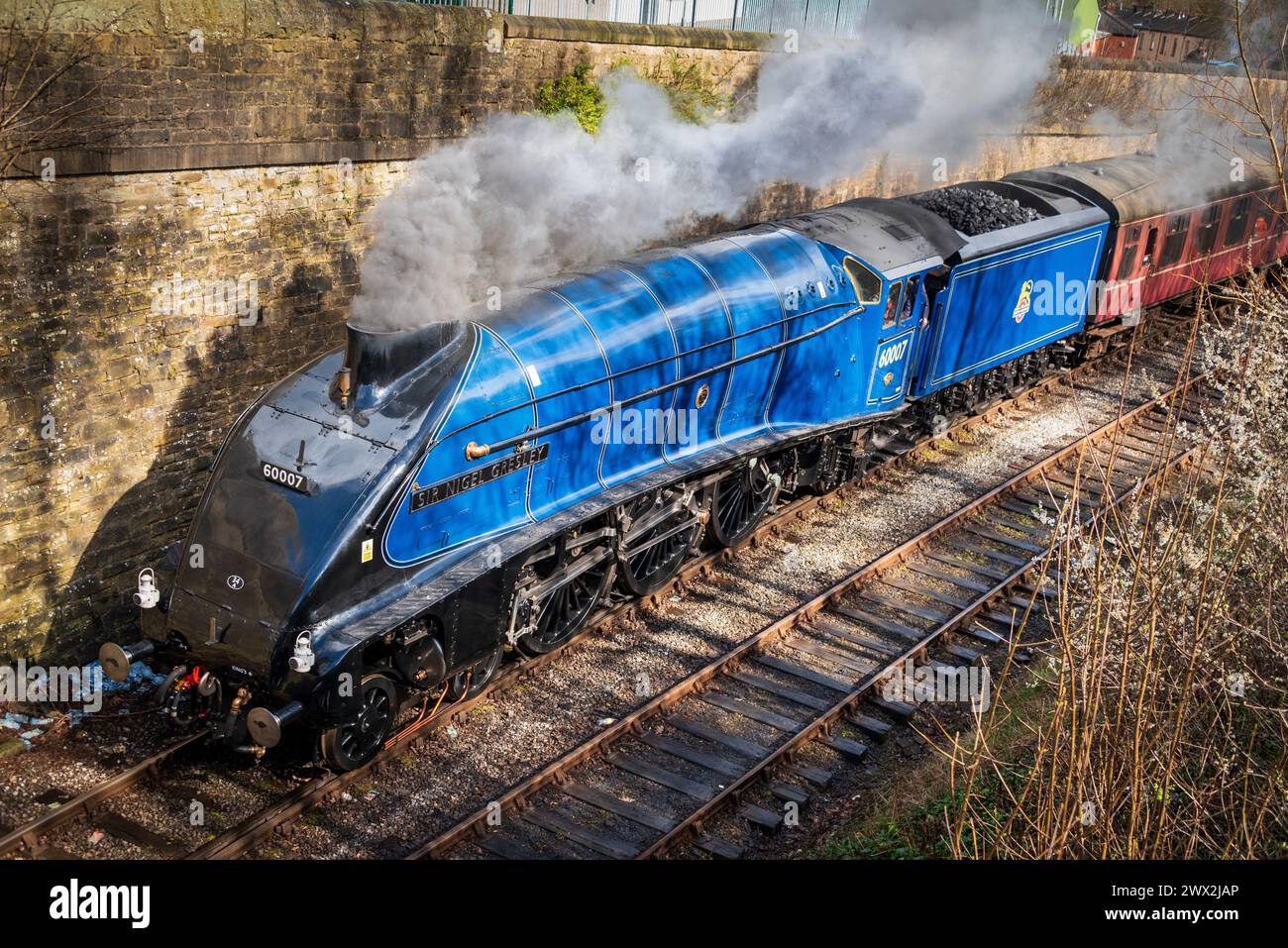 60007 Sir Nigel Gresley, LNER Class A4 4-6-2 "Pacific" steam locomotive seen on the East ...