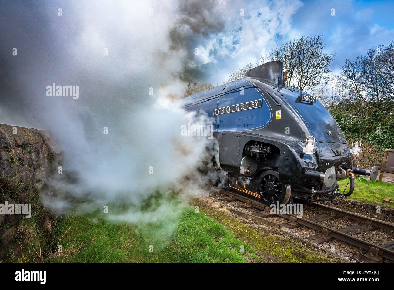 60007 Sir Nigel Gresley, LNER Class A4 4-6-2 "Pacific" steam locomotive seen on the East ...