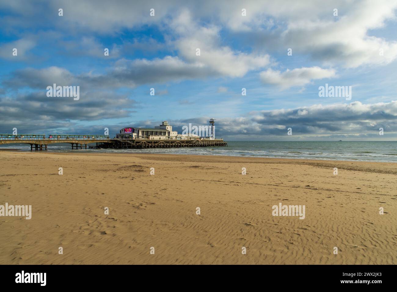 Bournemouth, UK - December 23rd 2023: Bournemouth West Beach with the ...