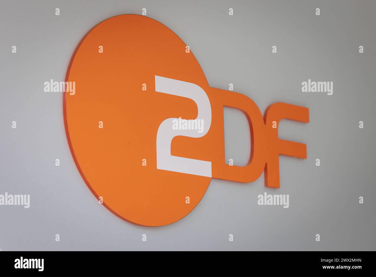 Zdf logo hi-res stock photography and images - Alamy