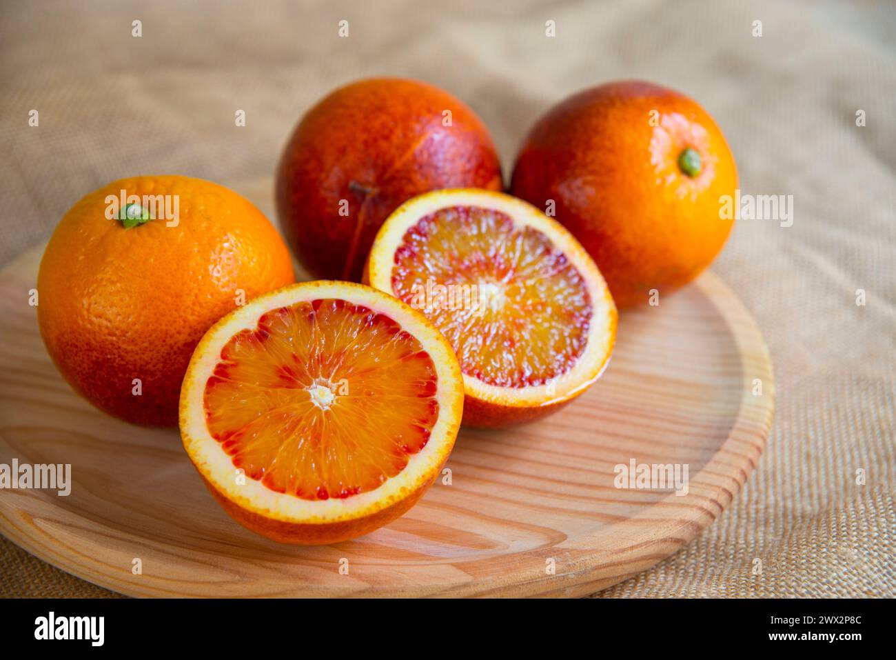 Cuatro naranjas hi-res stock photography and images - Alamy