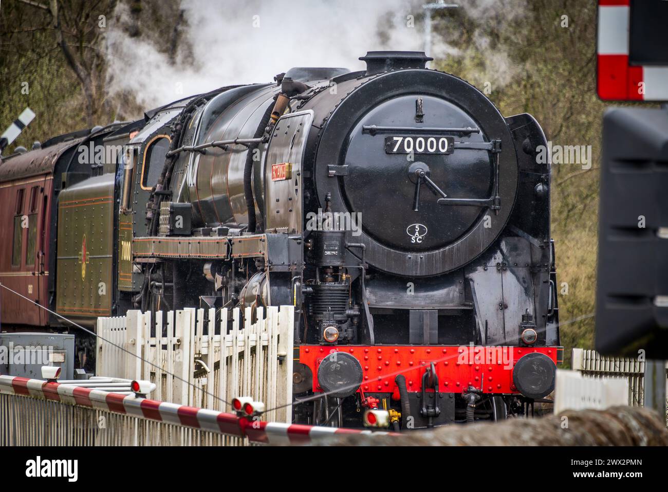 Br standard class steam locomotive hi-res stock photography and images ...