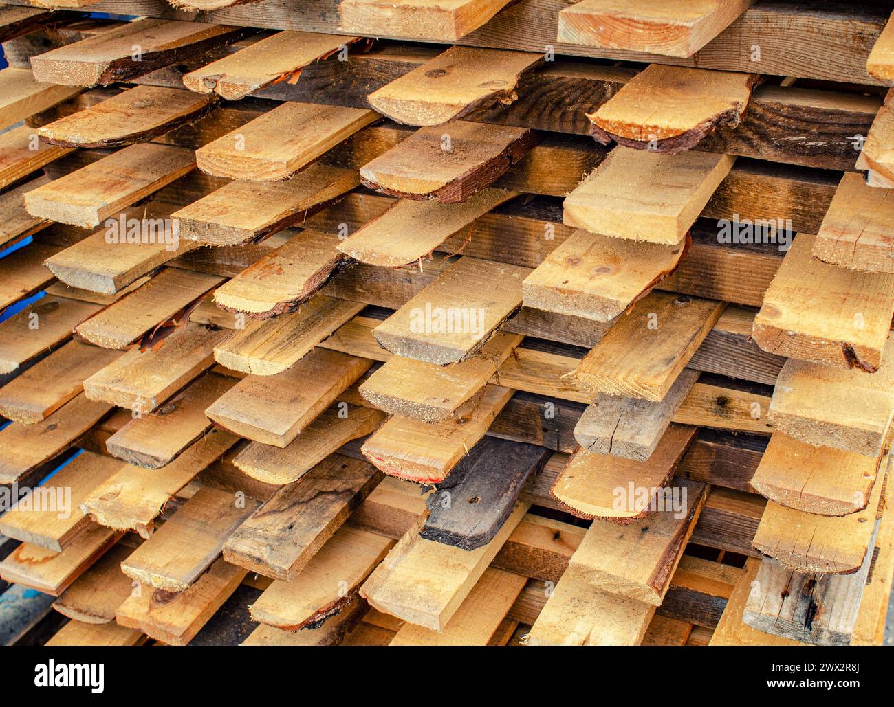 Dry wooden planks stacked hi-res stock photography and images - Alamy