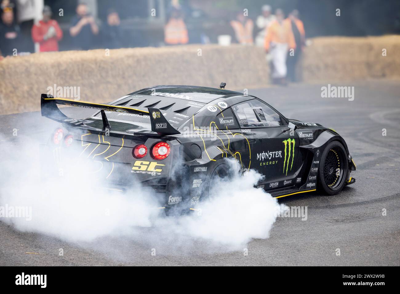 Steve Biagioni "Baggsy" in his 2017 Nissan GT-R 1200bhp Drift car at ...