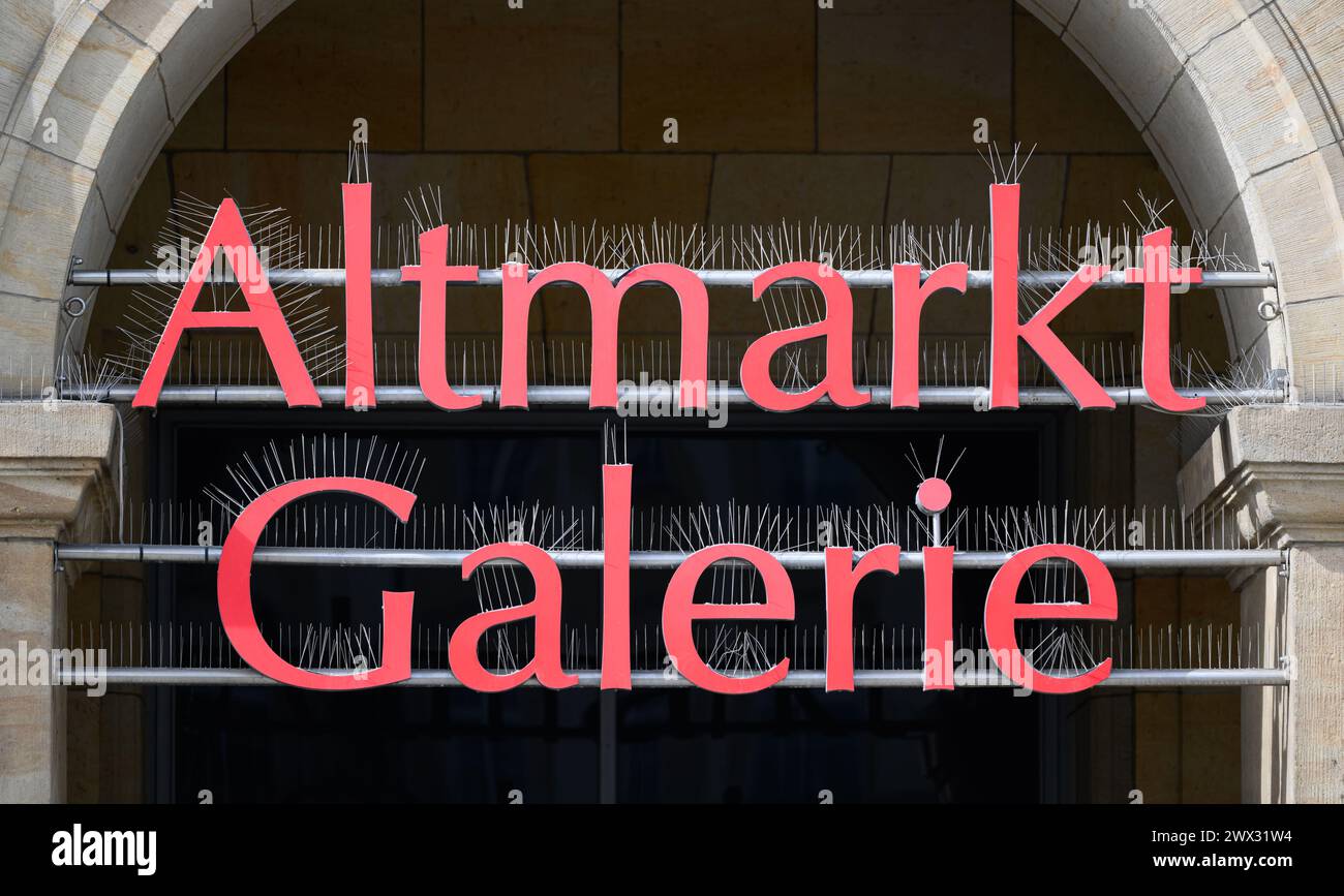Shopping center altmarkt gallery hi-res stock photography and images ...