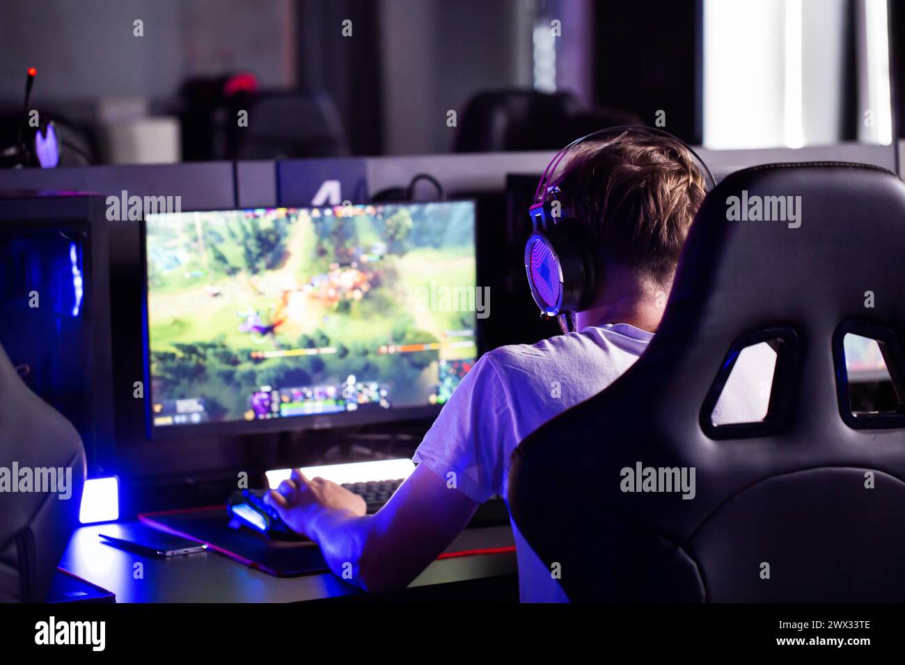 Focused shooter hi-res stock photography and images - Alamy