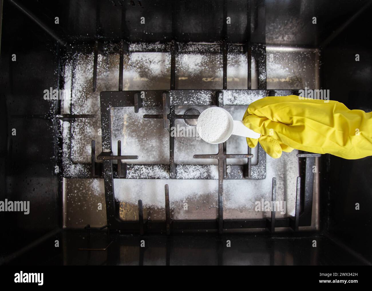 Grease on hands hi-res stock photography and images - Alamy