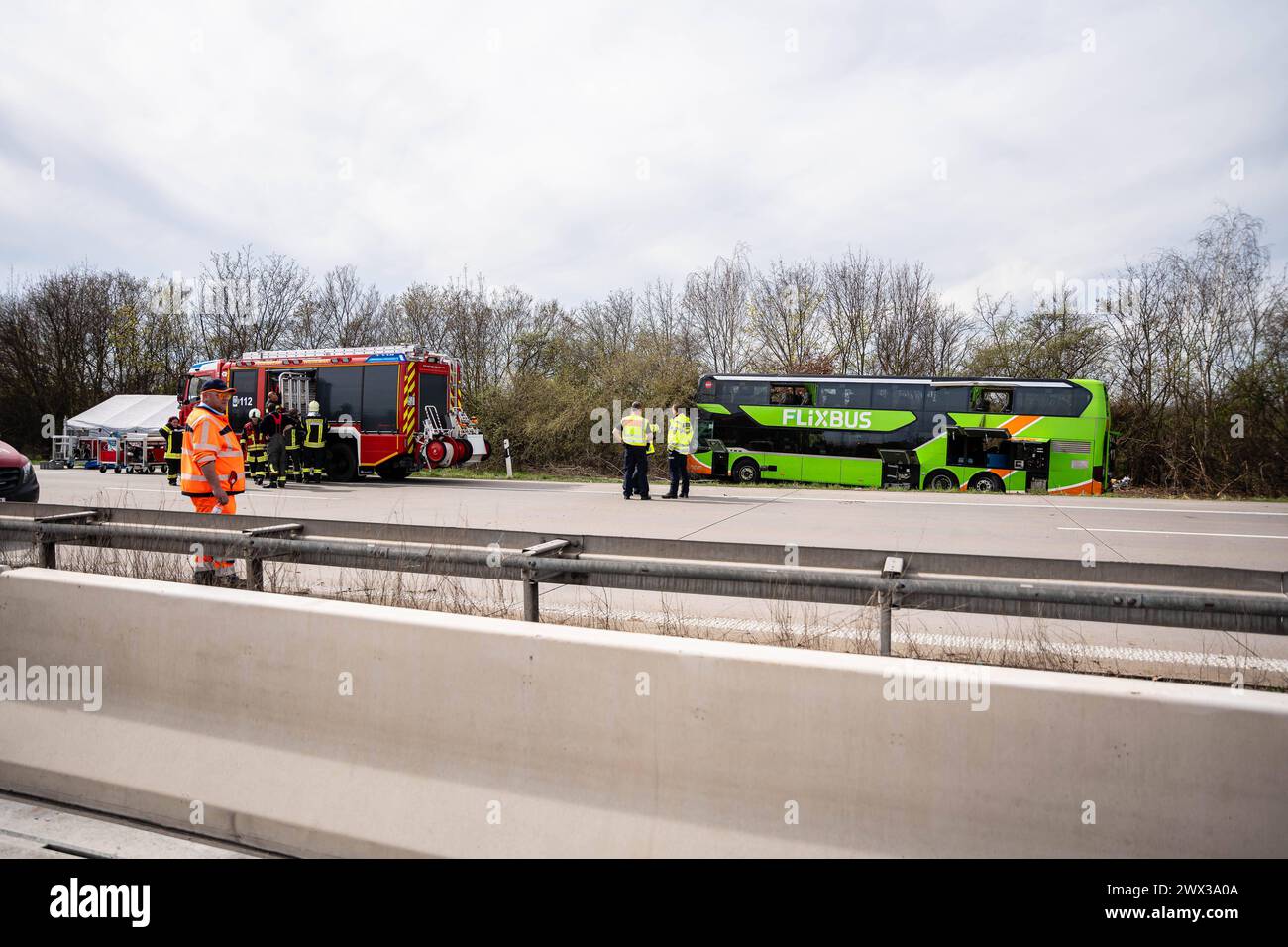 Datum: 27.03.24 / Ort: BAB9/Leipzig Horror-Unfall in Sachsen Auf der A9 bei Leipzig zwischen ...