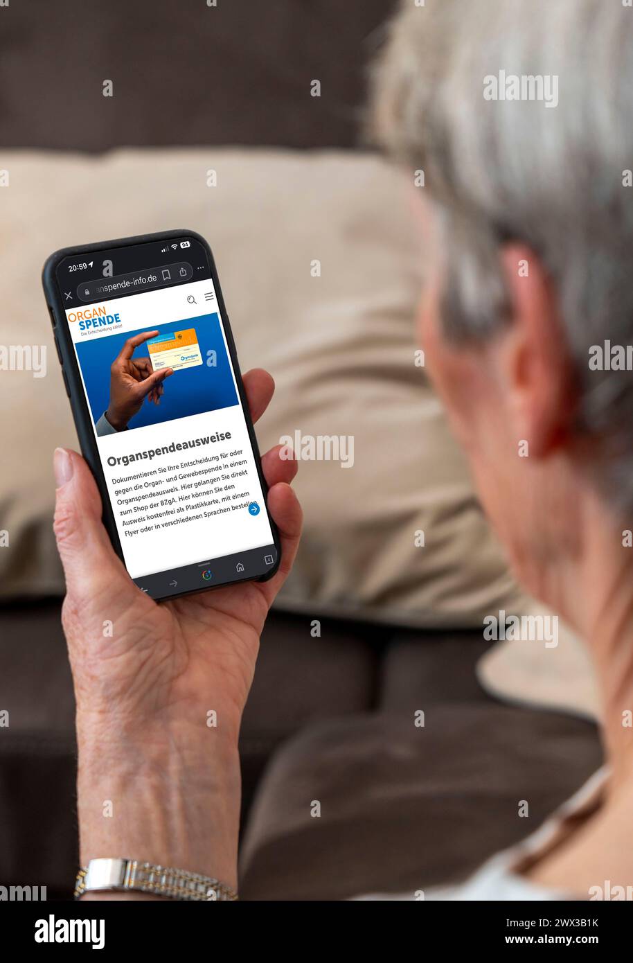 Symbolic image of organ donation register, person informs himself about ...