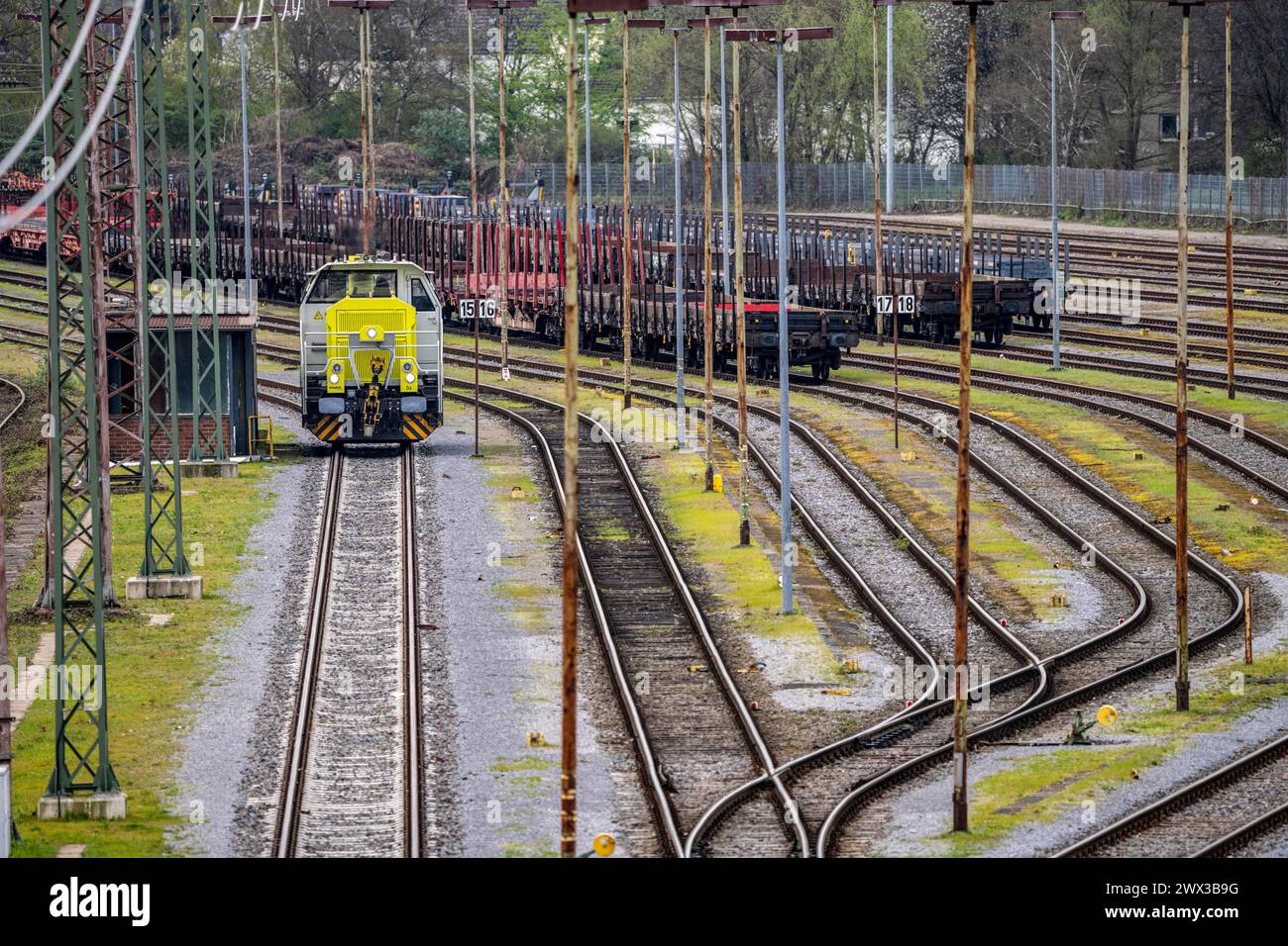 Shunting locomotive, diesel locomotive, Captrain G6, private railroad ...