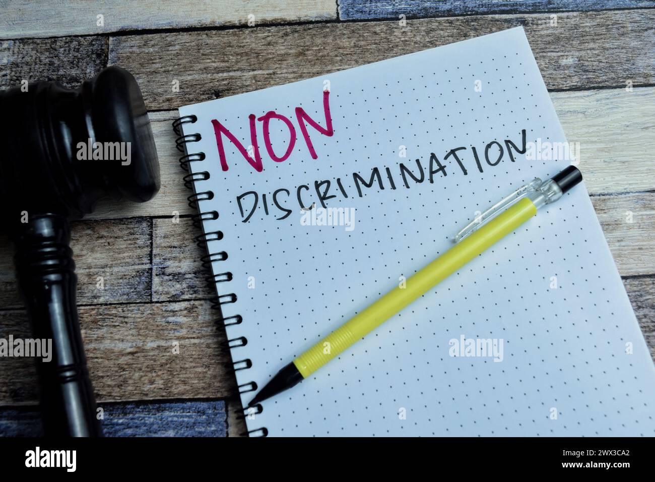 Gender equality workplace protest hi-res stock photography and images ...