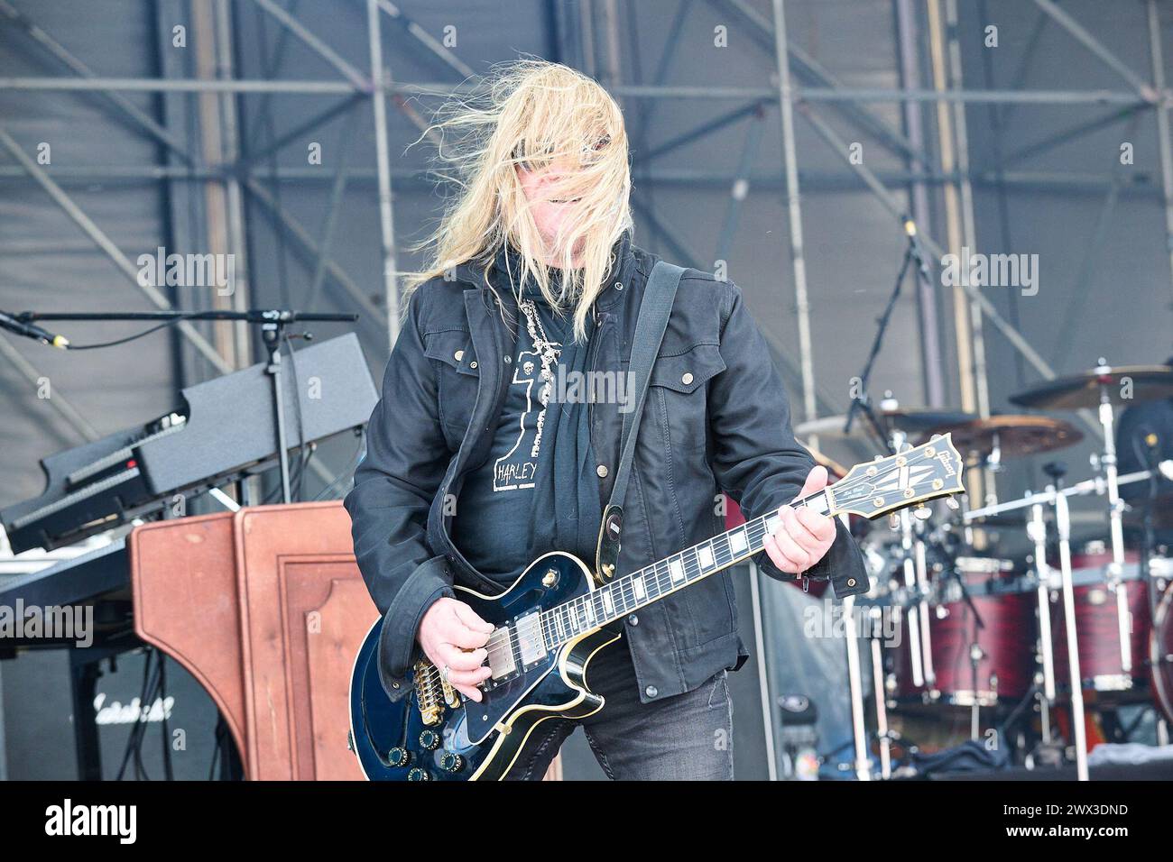 Openair schnee hi-res stock photography and images - Alamy