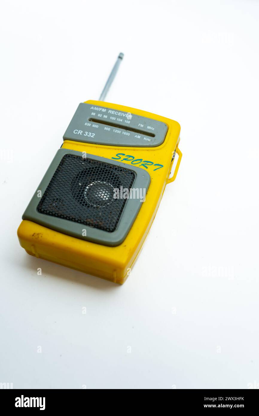 Vintage Rare Portable Radio SONY Sports Am/Fm Yellow Street Beat PR-33 ...