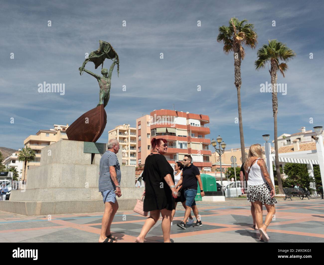 La Carihuela beach promenade with Monument to the Mediterranean ...
