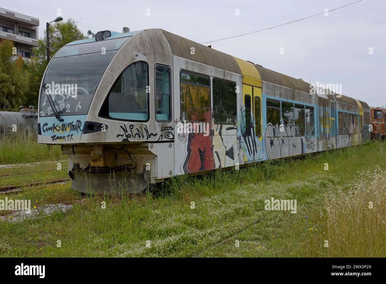 a redundant scrap Stadler GTW DMU diesel train covered in graffiti ... a redundant scrap Stadler GTW DMU diesel train covered in graffiti ...