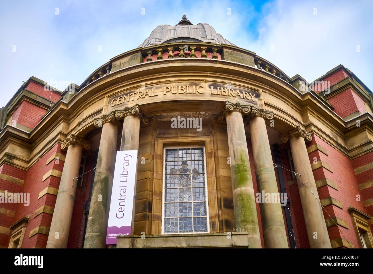 Exterior of Blackpool Central Library Stock Photo - Alamy