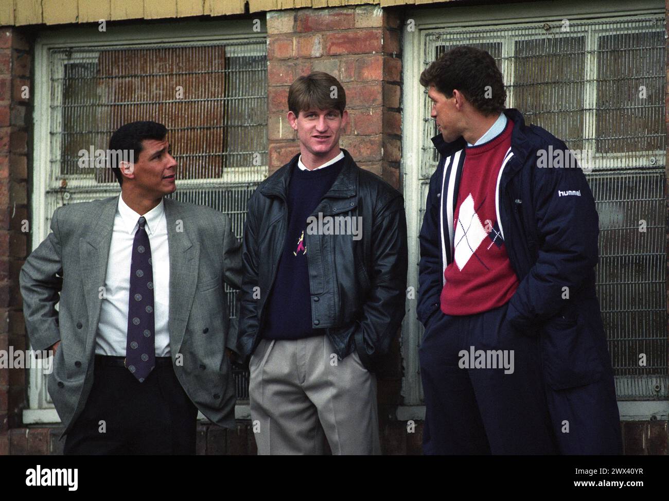 Wolverhampton Wanderes v Newcastle United at Molineux 10/11/90 LtoR ...