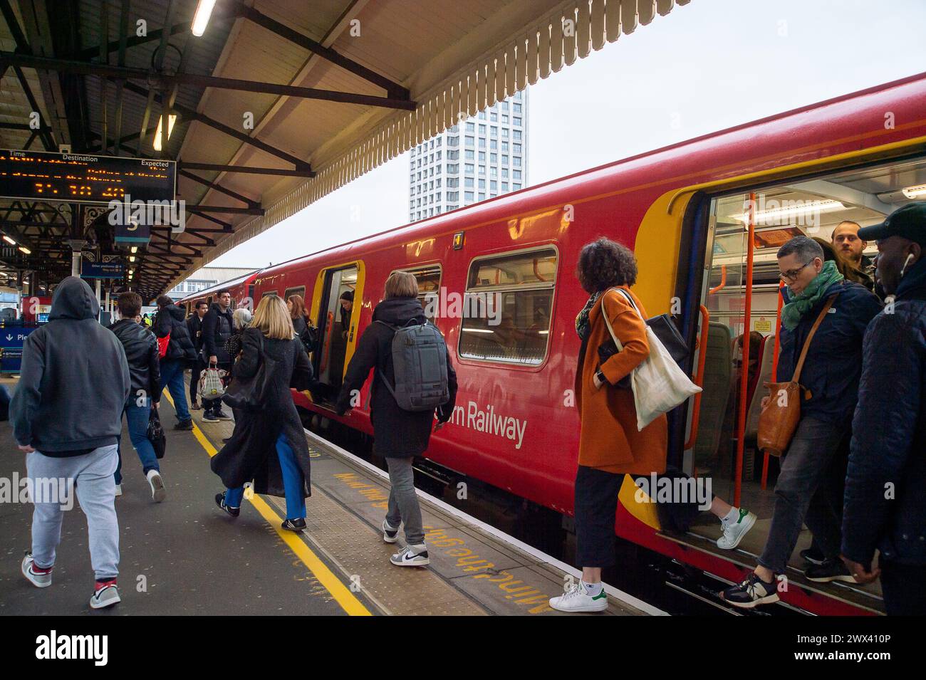 Rail strikes april 2024 hi-res stock photography and images - Alamy