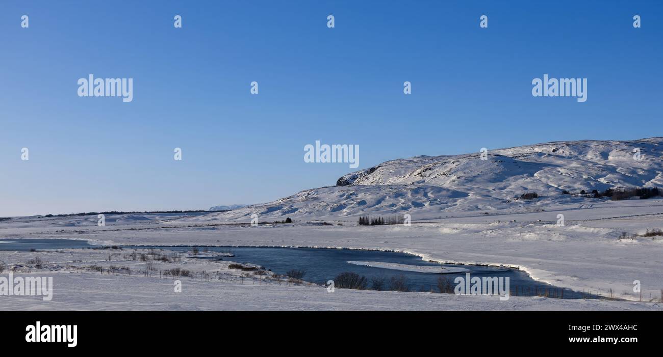 Icelandic snow scene hi-res stock photography and images - Alamy