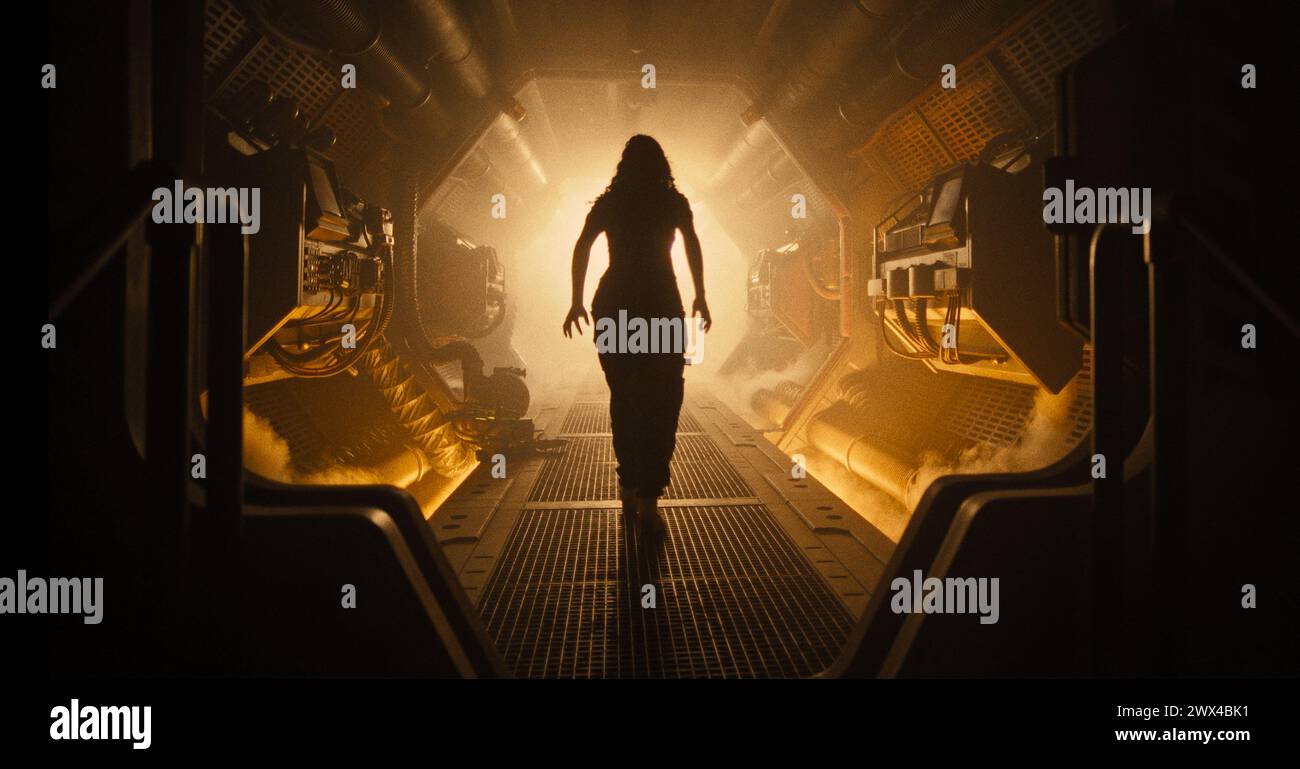 Alien romulus isabela merced hi-res stock photography and images - Alamy