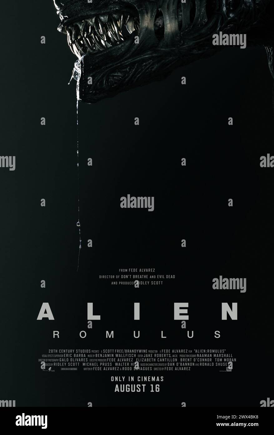 Alien movie poster hi-res stock photography and images - Alamy