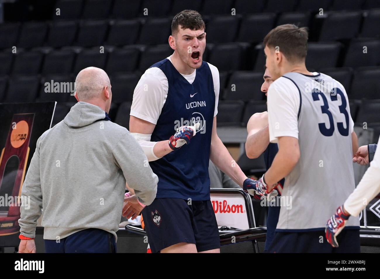 Donovan clingan hi-res stock photography and images - Alamy