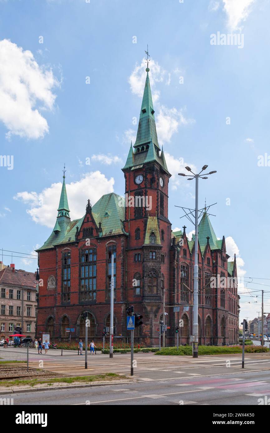 Wroclaw, Poland - June 05 2019: The Main Library of the University of ...