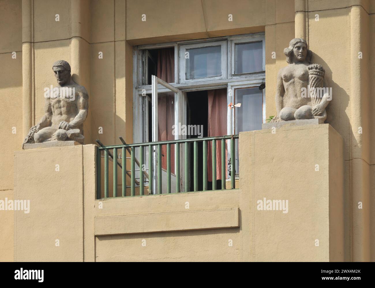 Hauswald tenement house, Independence Street, Nezalezhnosti, Ivano ...