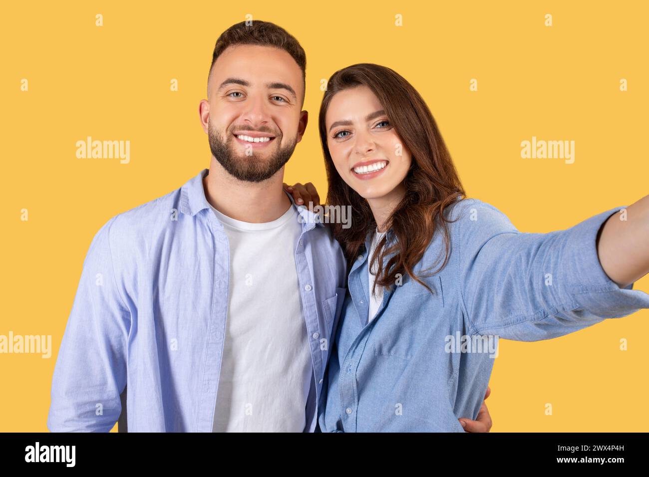 Relationships selfie hi-res stock photography and images - Alamy