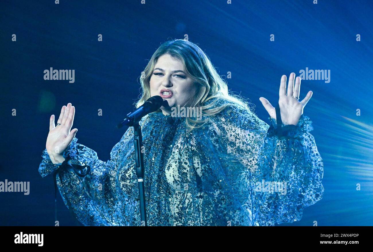 Berlin, Germany. 27th Mar, 2024. Singer Alina Wichmann is in the studio ...