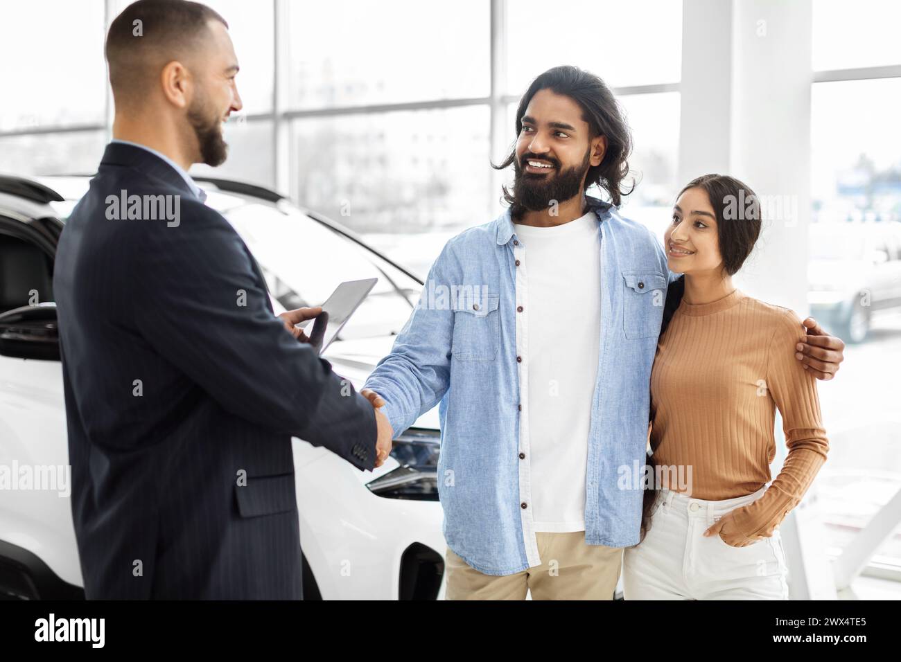 Car buying experience hi-res stock photography and images - Alamy