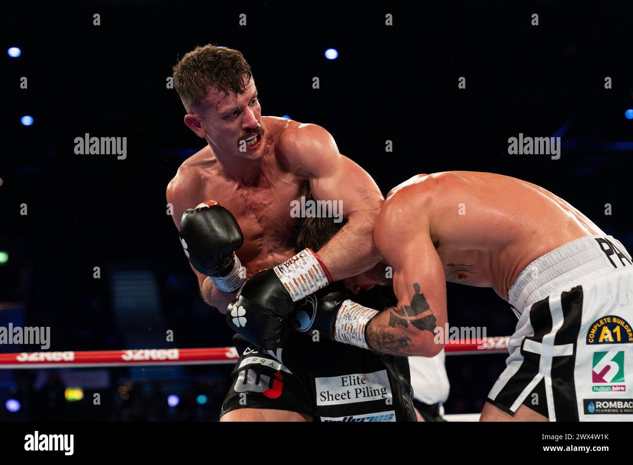 Boxing title hi-res stock photography and images - Alamy