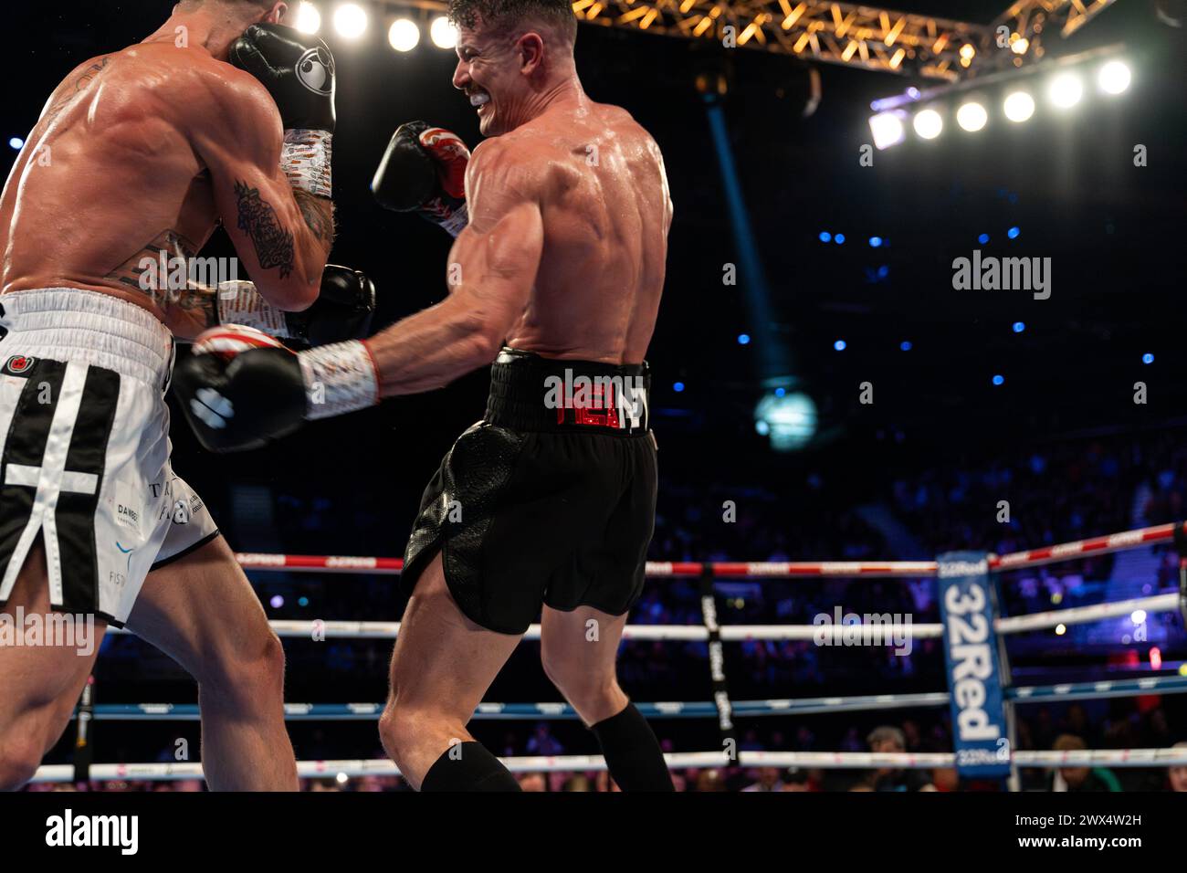 Combat sport british boxing hi-res stock photography and images - Alamy
