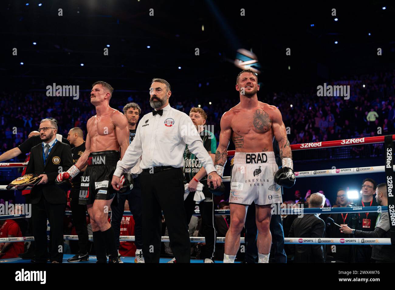 Nathan Heaney vs Brad Pauls for the British Middleweight Title Stock ...